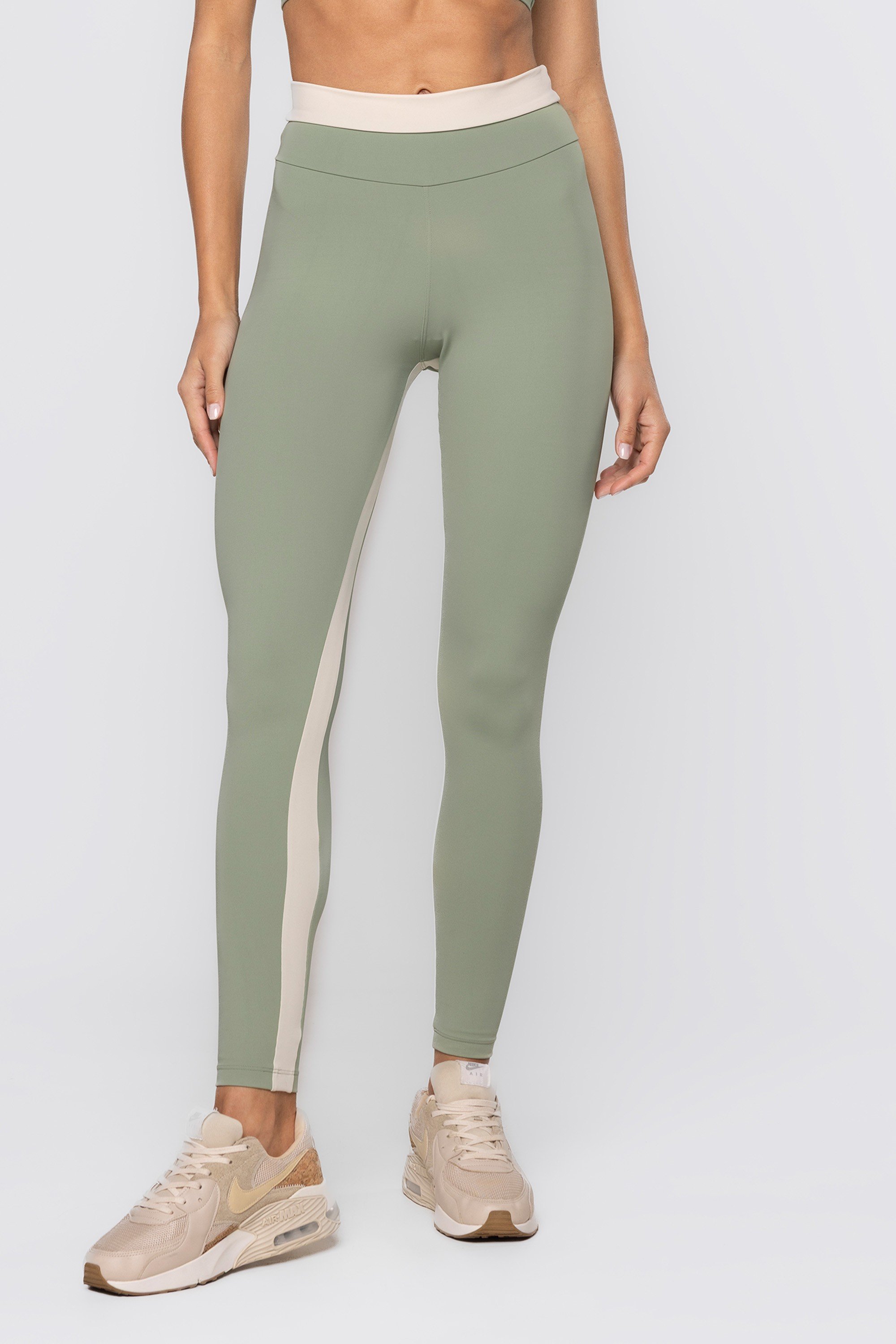 Legging Legacy em Poliamida Verde com Recortes Off White